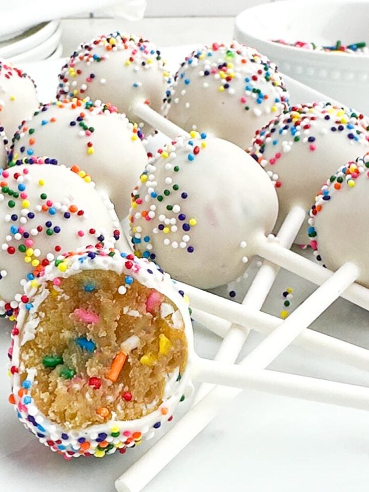 Mini Graham Cracker Pie Crust Recipe - Midwestern Holidays