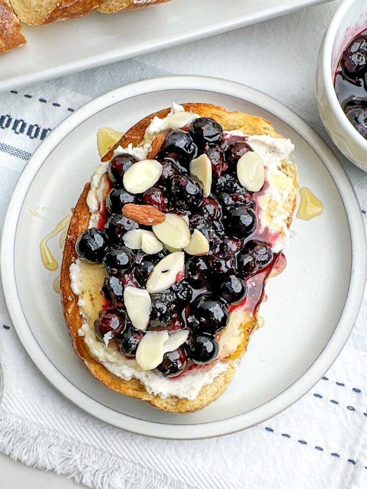 Blueberry Toast - Midwestern Holidays