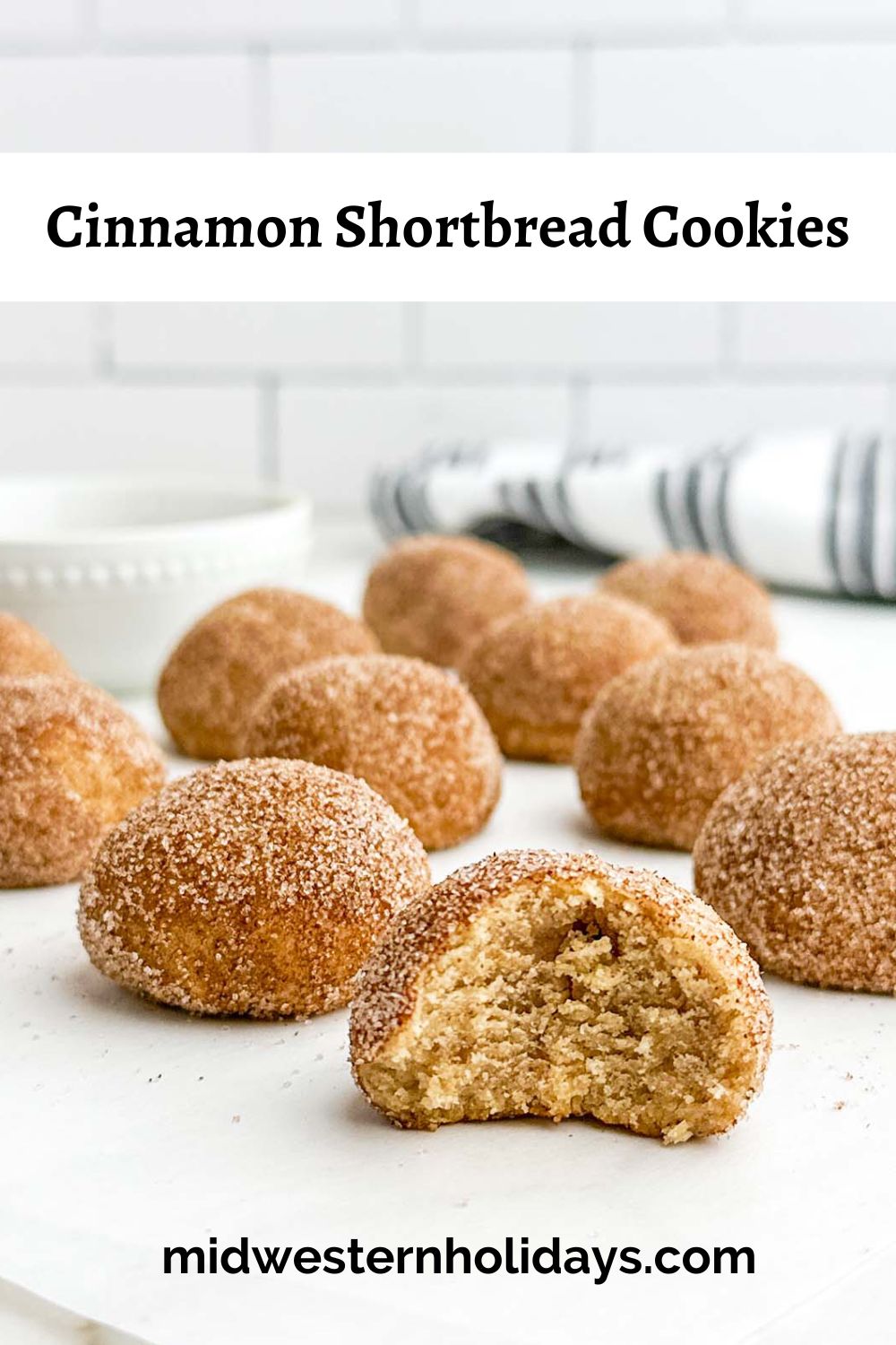 Cinnamon Shortbread Cookies - Midwestern Holidays