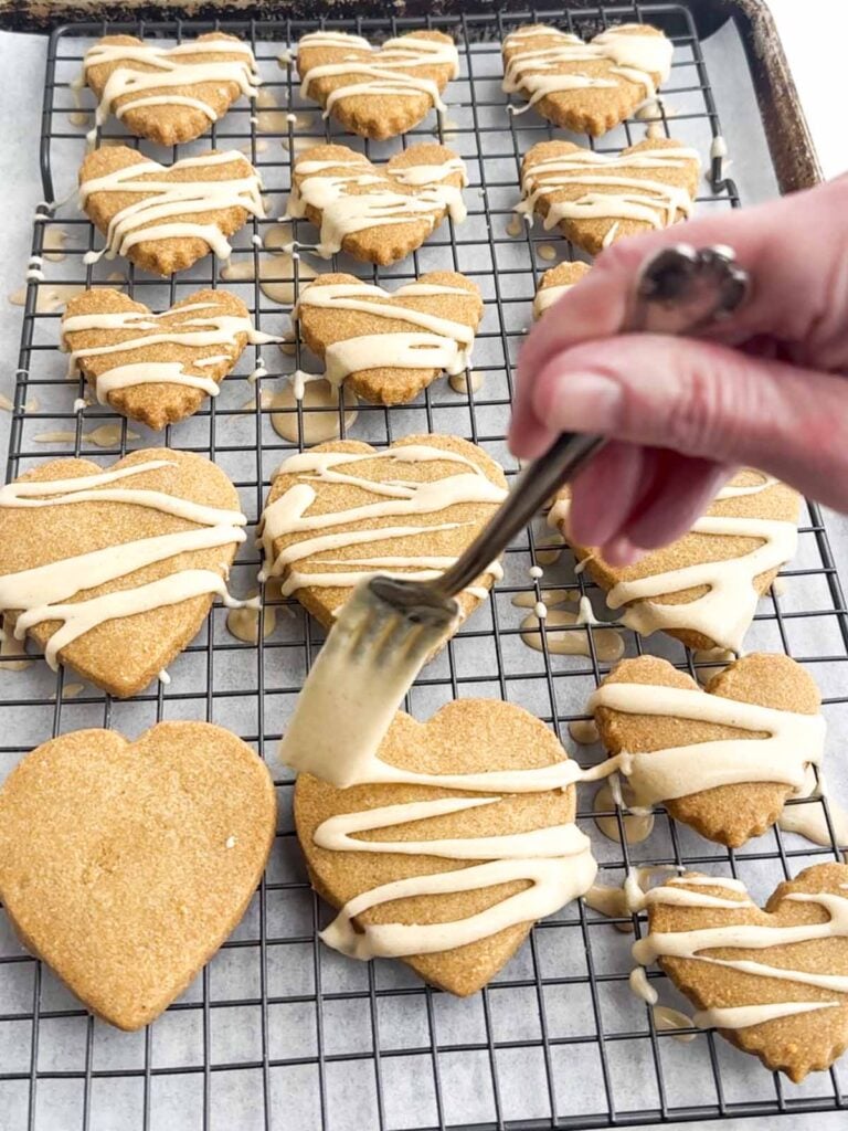 Maple Icing - Midwestern Holidays