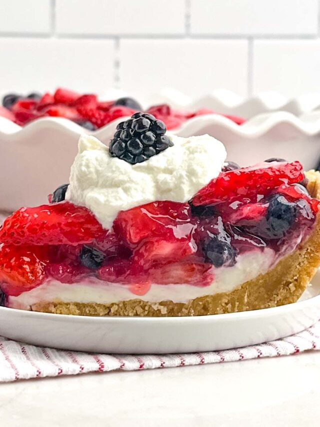 Blueberry Cream Pie - Midwestern Holidays